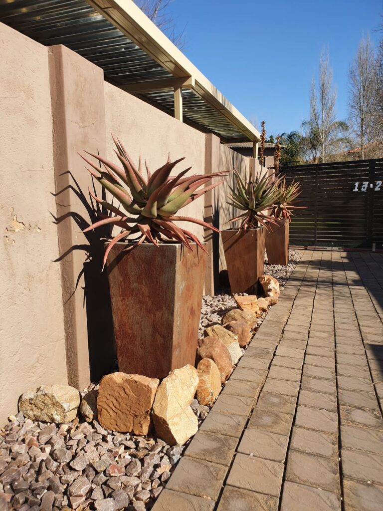 Lots of Pots Centurion